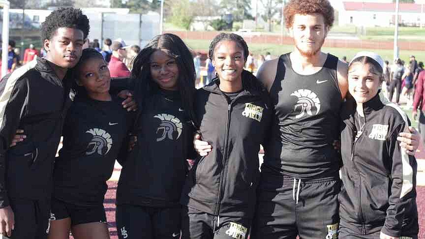 Reese Relays spotlight Trojans’ rebuild | Hot Springs Sentinel Record