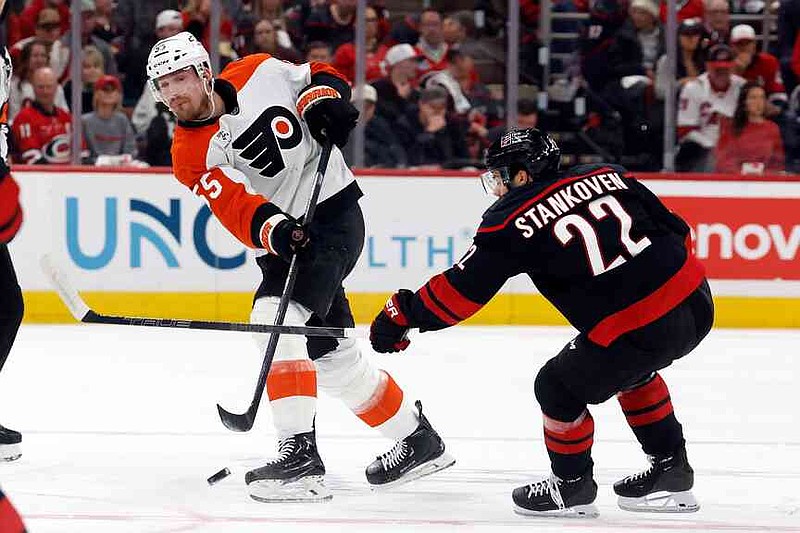 Stankoven continues onslaught with 2 goals in shutout of Flyers ...