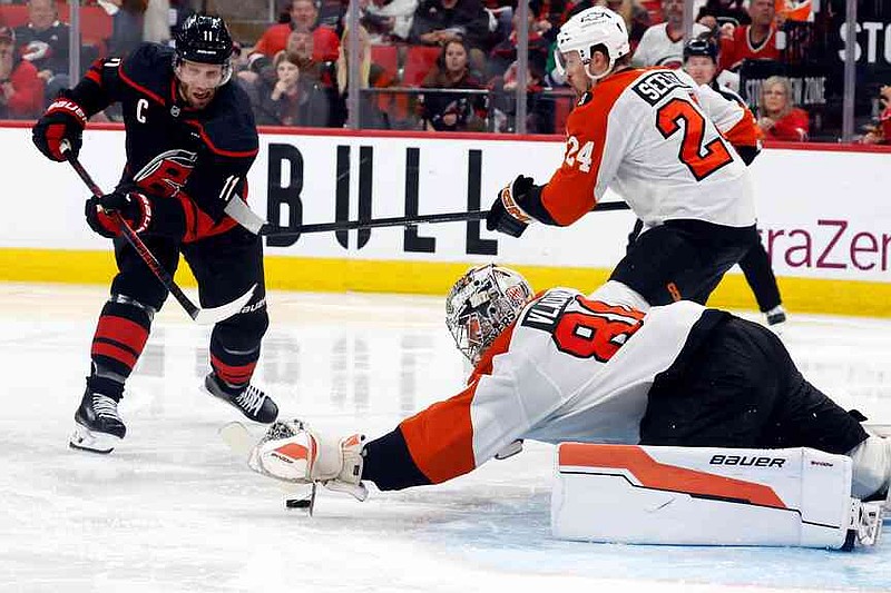 Stankoven continues onslaught with 2 goals in shutout of Flyers ...