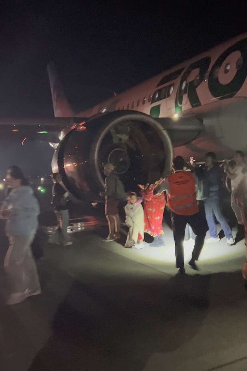 Person dies after being hit by Frontier Airlines plane that was taking ...