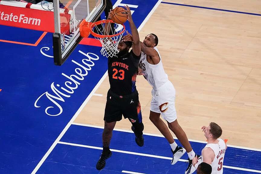Hart scores 26 as Knicks move 2 wins from NBA Finals with victory over ...