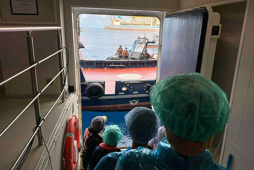 5 US cruise ship passengers leave facility | The Arkansas Democrat ...