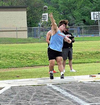 Dunn caps career with Meet of Champs victory | The Arkansas Democrat ...