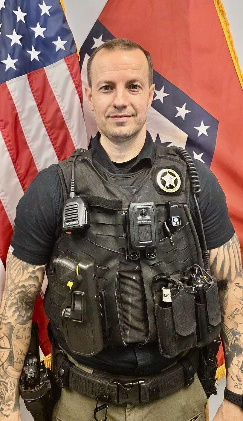 Crawford County deputy known for heroism in Fort Smith injured trying ...