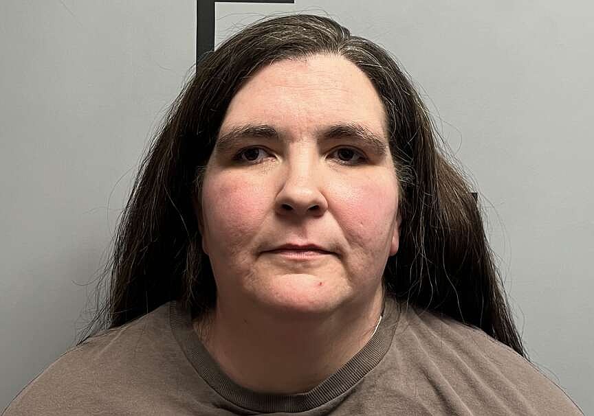 Pea Ridge woman accused of feigning illness, impersonating therapist to ...