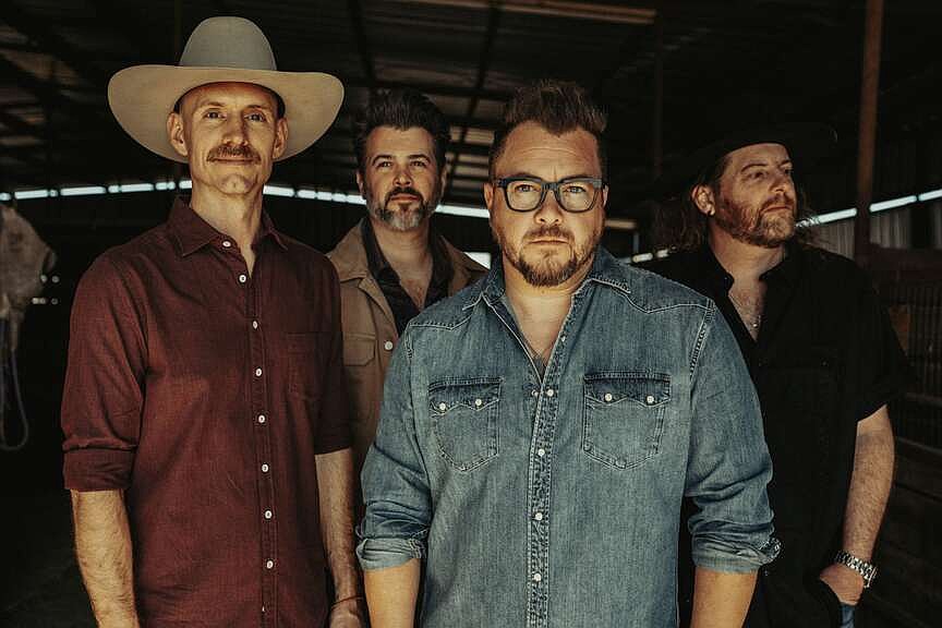 LIVE! A Music Calendar: Eli Young Band rocks free show in the River ...