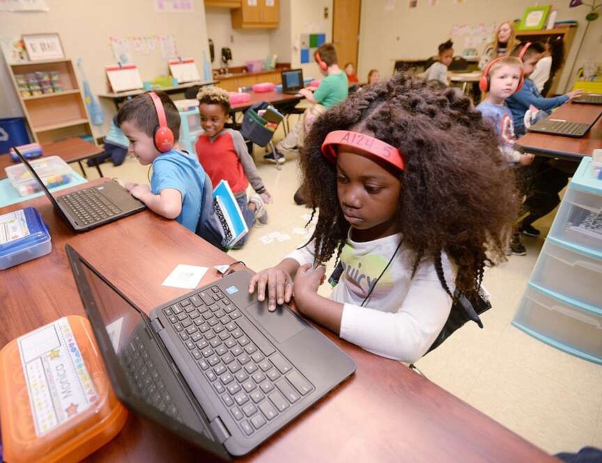 Screen time reduced for Fayetteville students in grades K-8 | The ...