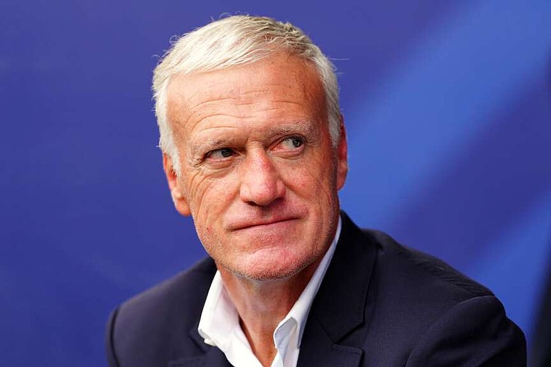 France coach back after mom’s death | Northwest Arkansas Democrat-Gazette