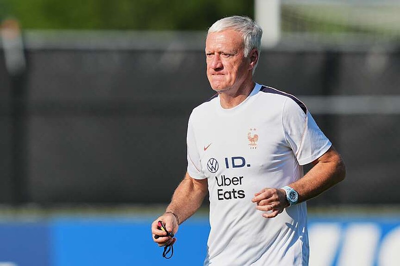 France coach back after mom’s death | Northwest Arkansas Democrat-Gazette