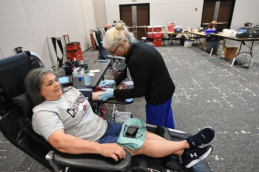 Blood center offers pint for a pint to help shore up blood supply ...