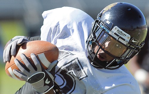 Making Contact | The Arkansas Democrat-Gazette - Arkansas' Best News Source