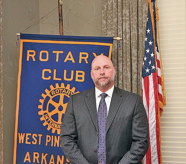 Secret Service agent gives Rotarians an inside peek | Pine Bluff ...