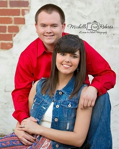 Graves, Johnson plan June wedding | Pine Bluff Commercial News