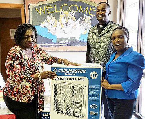 Guild #3 OES, PHA donation | Pine Bluff Commercial News