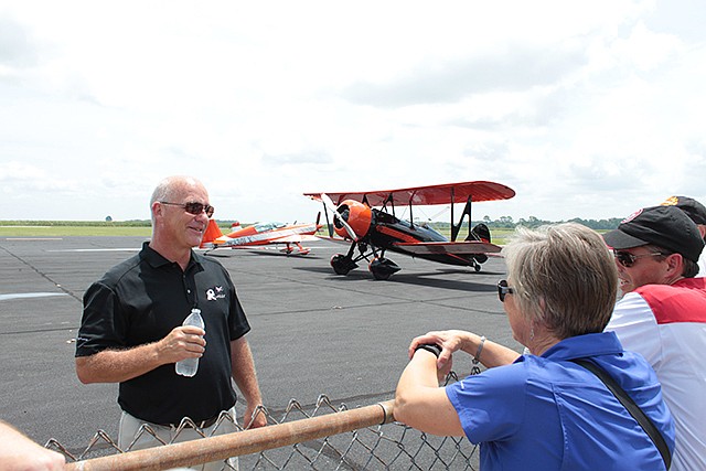 Air show at Grider Field delights hundreds Saturday | Pine Bluff ...