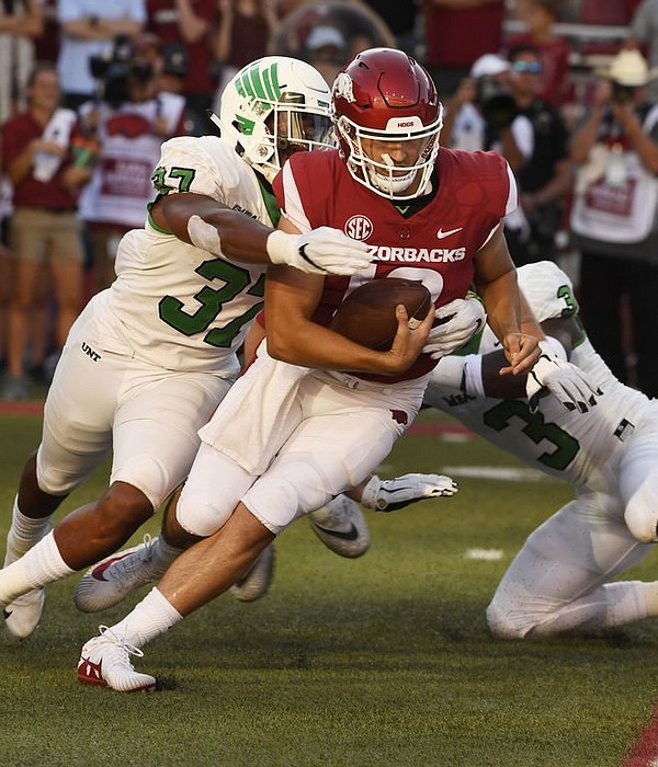 Arkansas QB Ty Storey will start at No. 9 Auburn