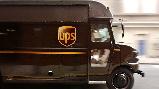 Locals among UPS honorees for 25 years of safe driving