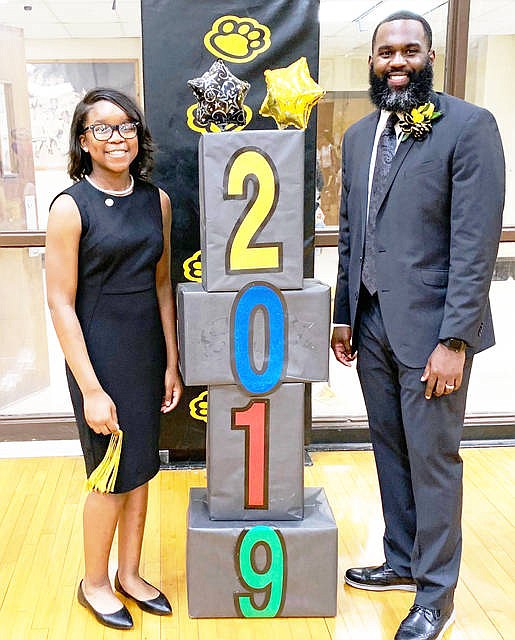 Coleman hosts 6th grade graduation | Pine Bluff Commercial News