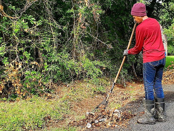 Neighbors advocate for a cleaner community