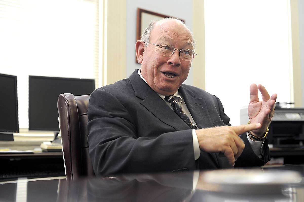 Retiring bankruptcy judge talks money, memories | Chattanooga Times ...