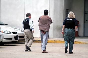 Police hit gang members in force before holiday | Chattanooga Times ...