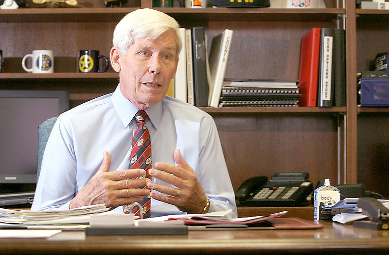 Hamilton County Sheriff's deputy chief dies | Chattanooga Times Free Press