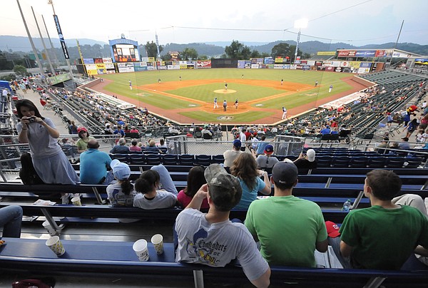 Chattanooga Lookouts keep low general admission | Chattanooga Times ...