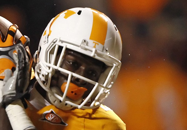 5-at-10: Da'Rick is DaMan, weekend picks and the conference shuffle ...