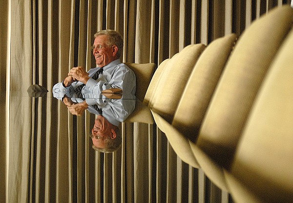 Bob Shaw makes dash at residential carpet | Chattanooga Times Free Press