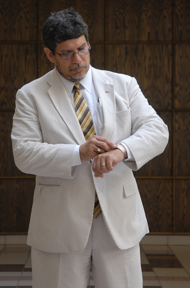 Hamilton County Commission prayer policy called a 'sham' | Chattanooga ...