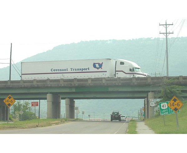 Covenant Transport quarterly earnings bounce back | Chattanooga Times ...