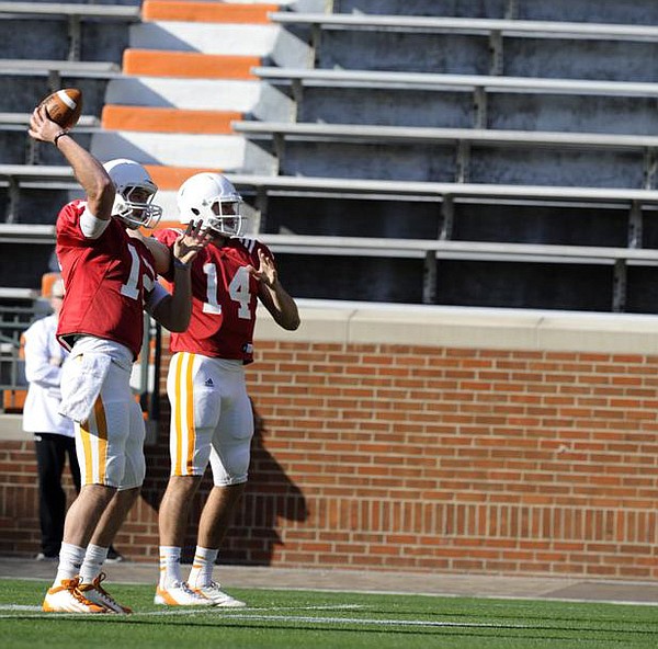 Learning again: Vols QB Justin Worley starting over with a new system ...