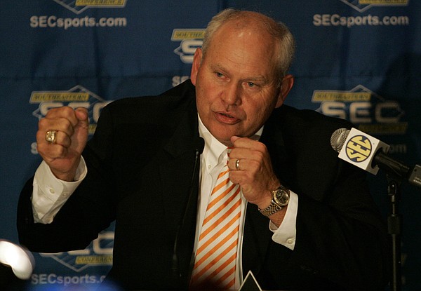 Fulmer helps restart football at East Tenn. State | Chattanooga Times ...