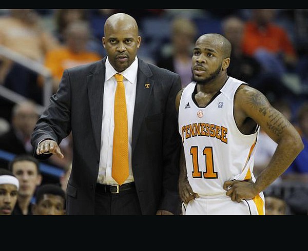 Point guard Trae Golden leaving Tennessee Vols | Chattanooga Times Free ...