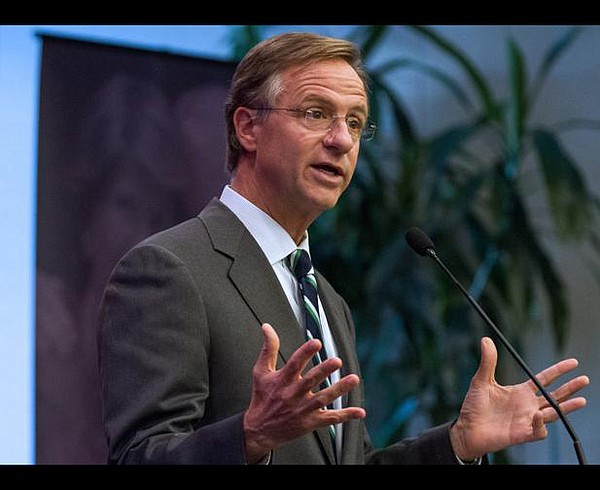 Gov. Bill Haslam signs whiskey bill | Chattanooga Times Free Press