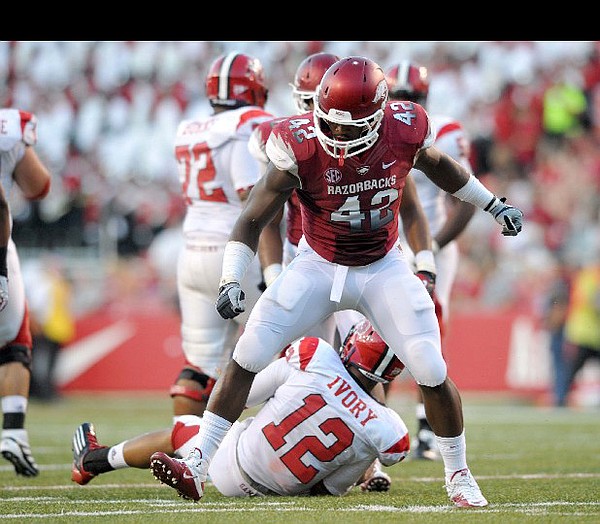 Arkansas Razorbacks work to build a better defense | Chattanooga Times ...