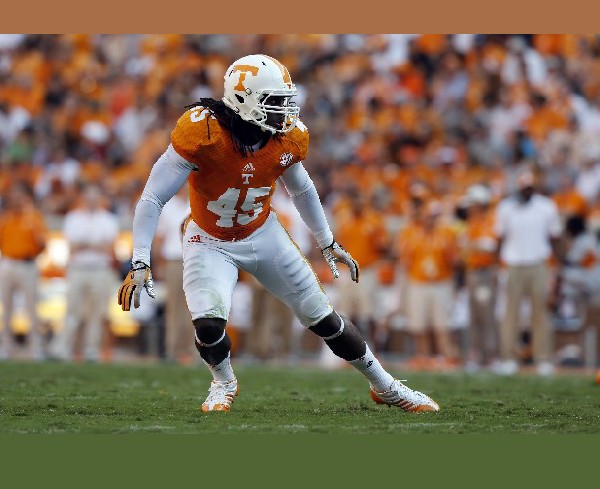 UT Vols' A.J. Johnson embraces coach Butch Jones' pushing | Chattanooga ...