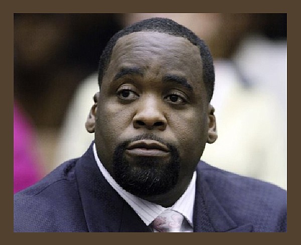 28 years in prison for corrupt ex-Detroit mayor | Chattanooga Times ...