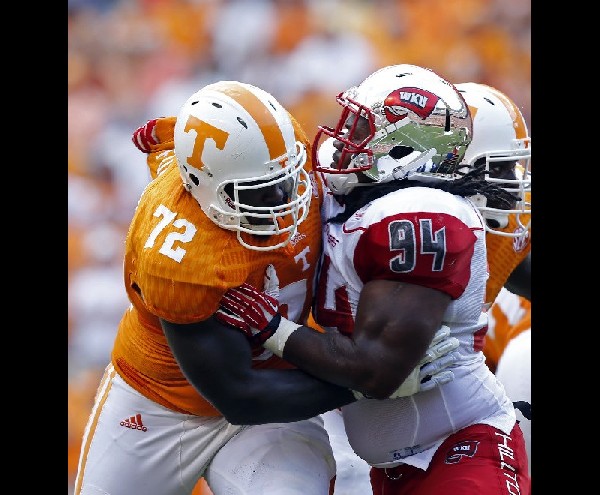 Tennessee Vols' offensive line faces another prove-it game ...