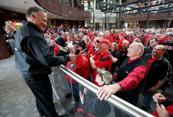 Georgia football coach Mark Richt completes staff with Mike Ekeler ...