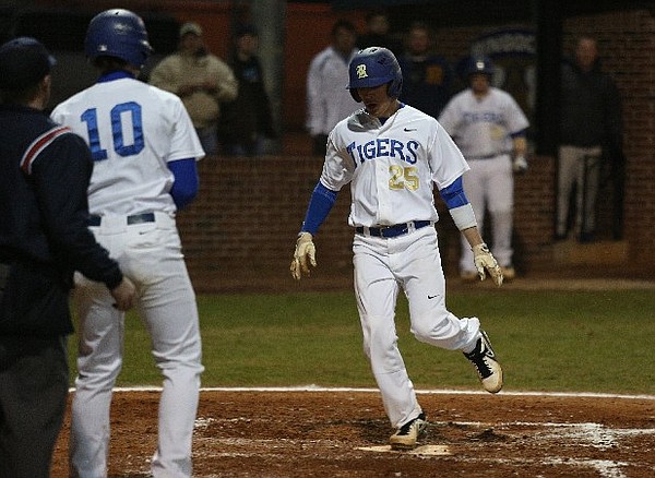 Logan Baldwin, Ringgold Tigers shut down Gordon Lee in baseball game ...