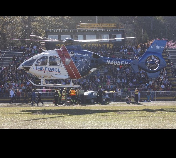 Mock crash drill teaches important lesson at Hixson High School ...