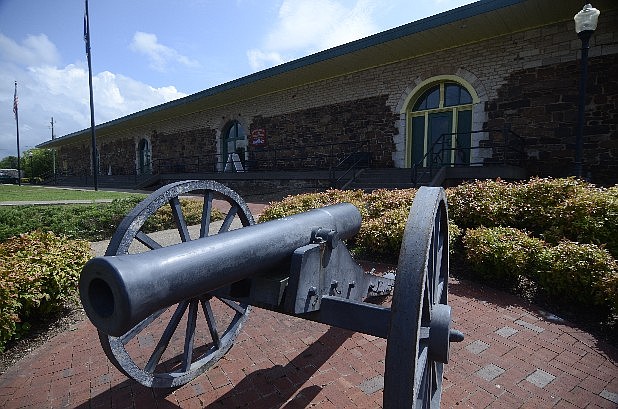 Fight over Rebel battle flag drags on in Ringgold | Chattanooga Times ...