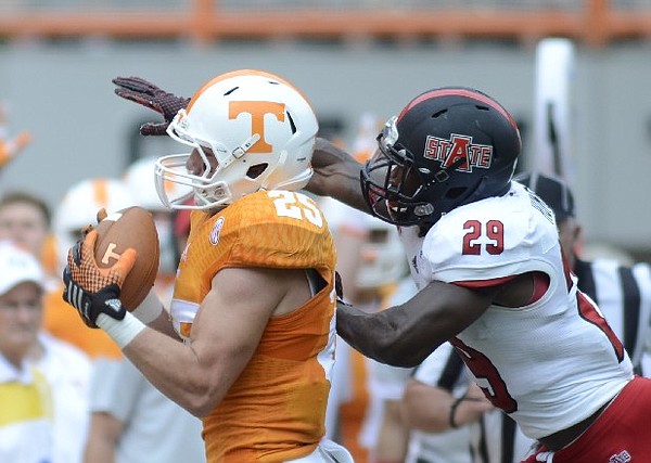 UT Vols' Josh Smith to sit out practice this week | Chattanooga Times ...