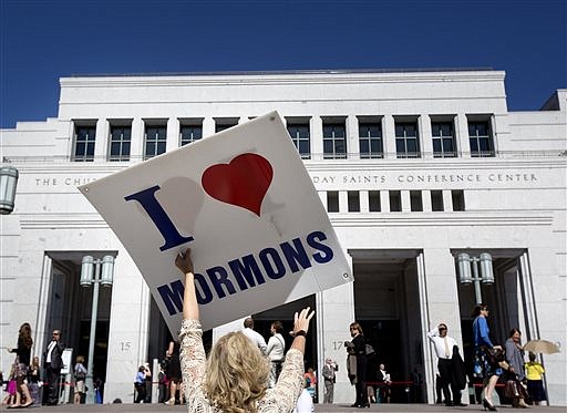 Group of LDS women attend all-male meeting | Chattanooga Times Free Press
