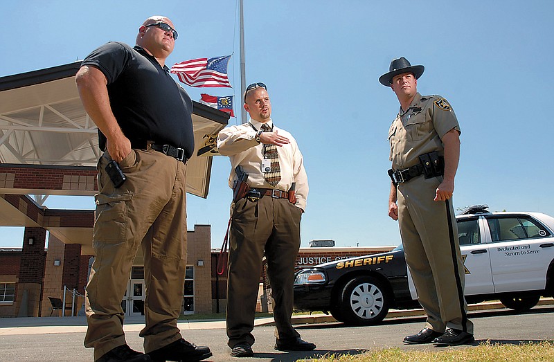 Northwest Georgia sheriffs solicit donations for Louisiana flooding ...