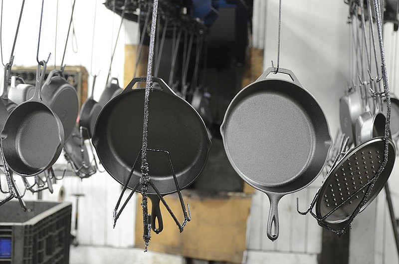 Five chefs compete for Cast Iron Cook-Off title at Chattanooga Market ...