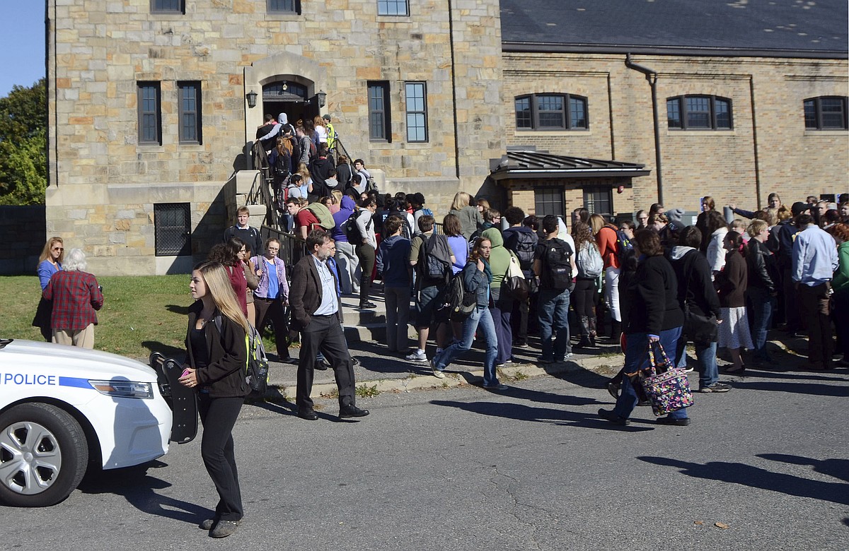 New England schools face rash of bomb threats | Chattanooga Times Free ...