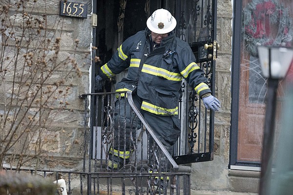 Female Philly firefighter dies in line of duty | Chattanooga Times Free ...