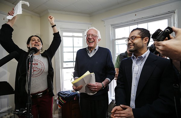 Dionne: Bernie Sanders, the new St. Nick | Chattanooga Times Free Press
